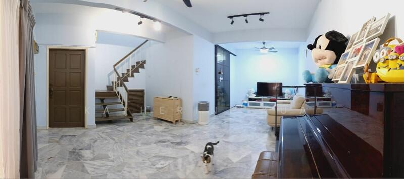 Terraced House for Rent in Usj 6 (Subang Jaya) - Katherine Kua