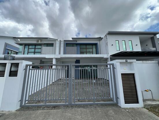 2-storey Terraced House for Sale in Taman Austin Duta (Tebrau) - Max Keng