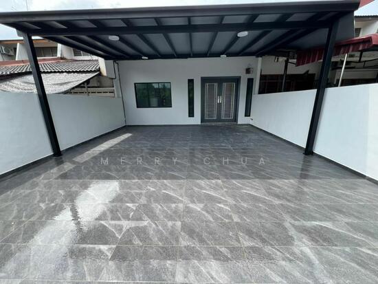 1-storey Terraced House for Sale in Taman Perling (Perling) - Merry Chua