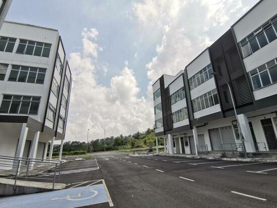 Shop / Office for Rent in Taman Impian Emas (Skudai) - Johnson Yap