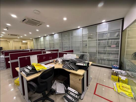 2 Adjoining 3 Storey Shop Lot-Klang Bukit Tinggi untuk Untuk Dijual ...