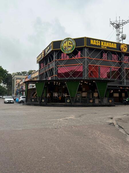 Setia Indah ( Facing Main Road ) 2 Storey ( Adjoining ) Shoplot untuk ...