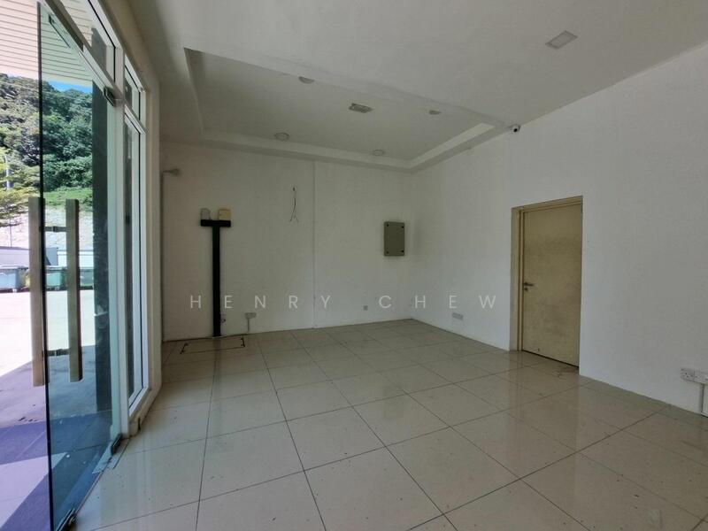 Semi-D Factory for Rent in Hi-Tech Industrial Park (Semenyih) - Henry Chew