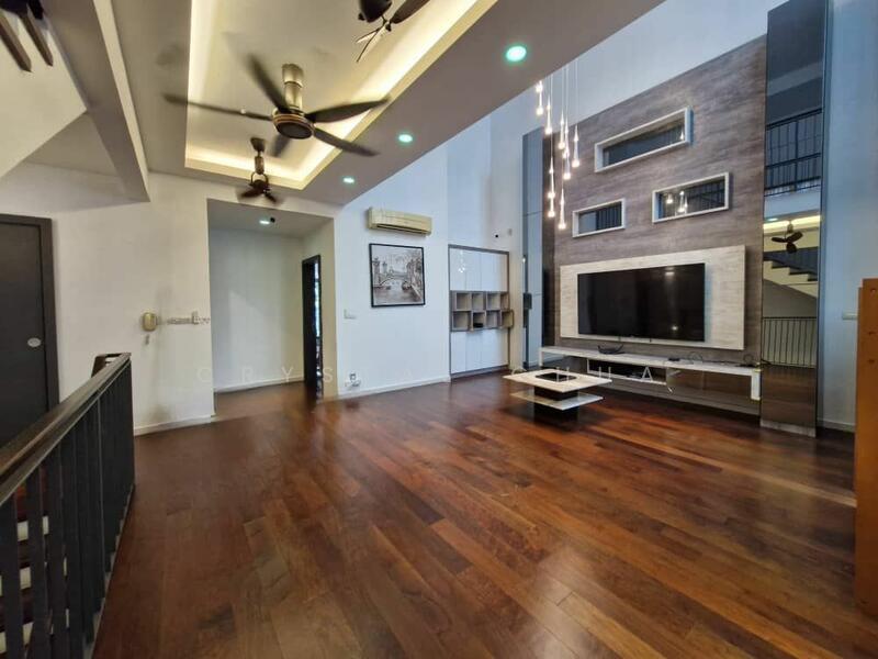 3-storey Terraced House for Sale in Casaman (Batu) - Crystal Chua